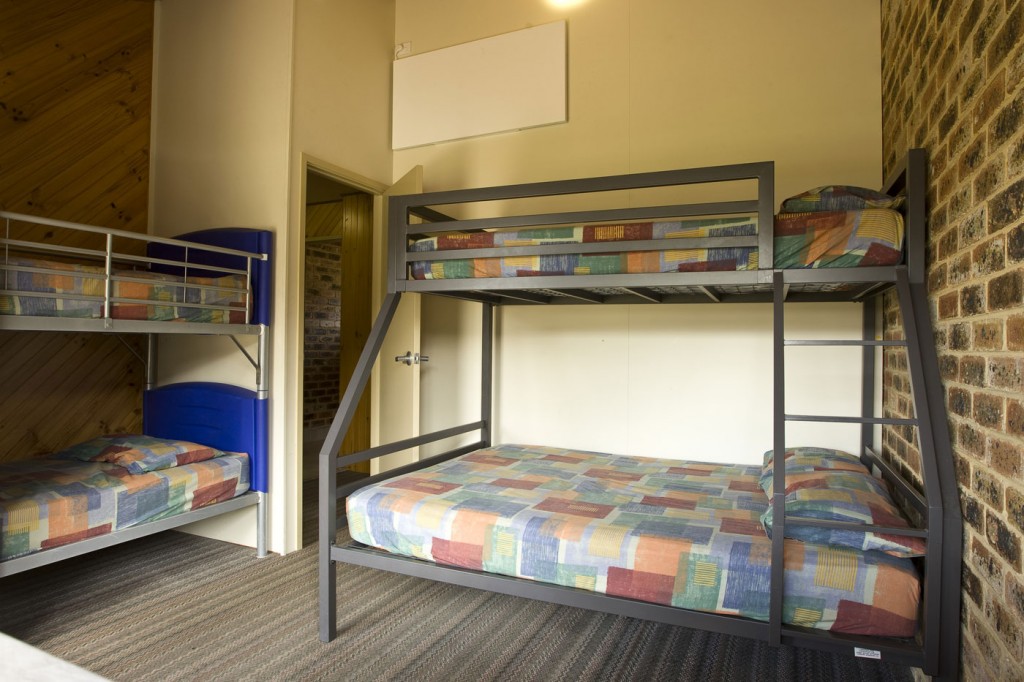 FE-Room - Forest Edge CYC